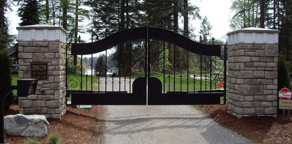 Top 7 Factors to Consider Before Installing a Residential Vehicle Gate